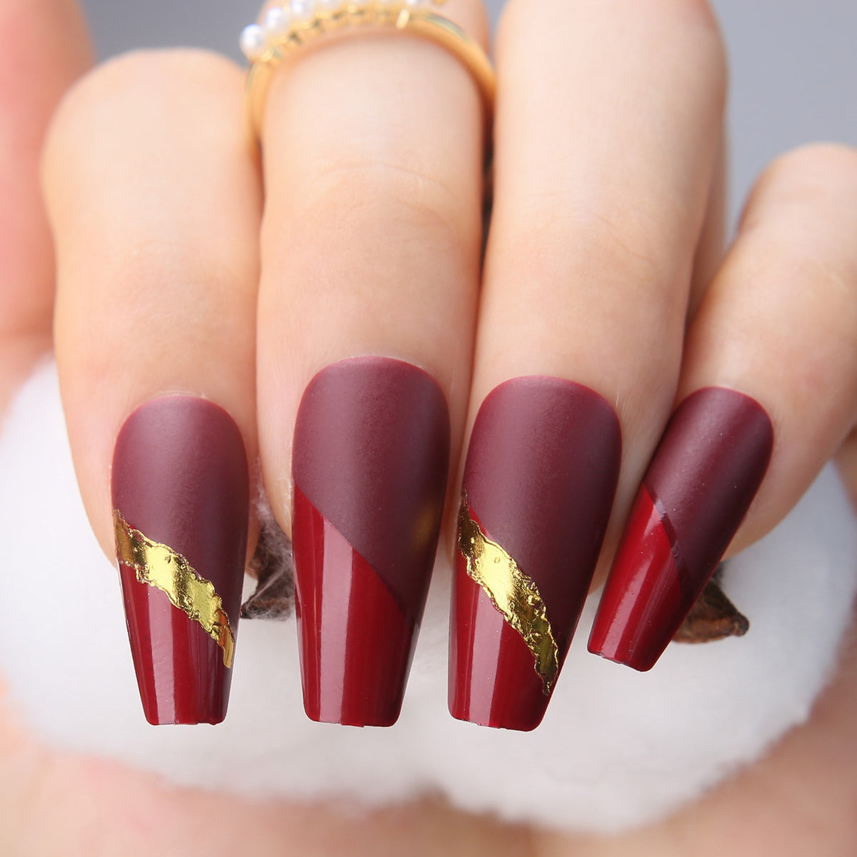 Faux Ongles Bordeaux et Rouge | OnglesOnline